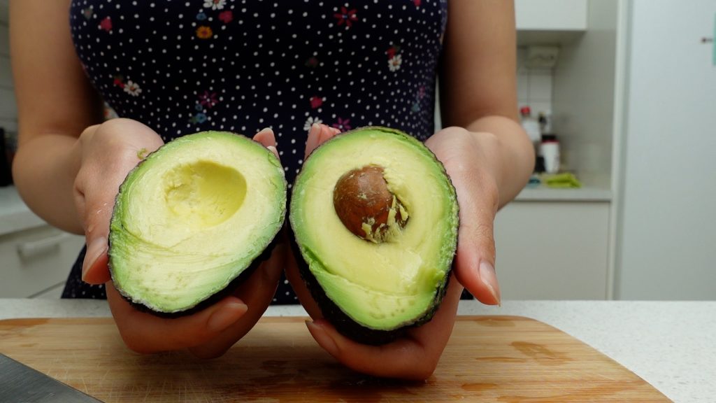 Vietnamese Avocado Smoothie (Vegan) - Veggie Anh