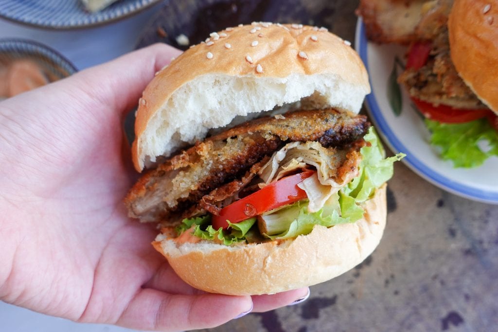 Banana Blossom Chicken Burger - Veggie Anh