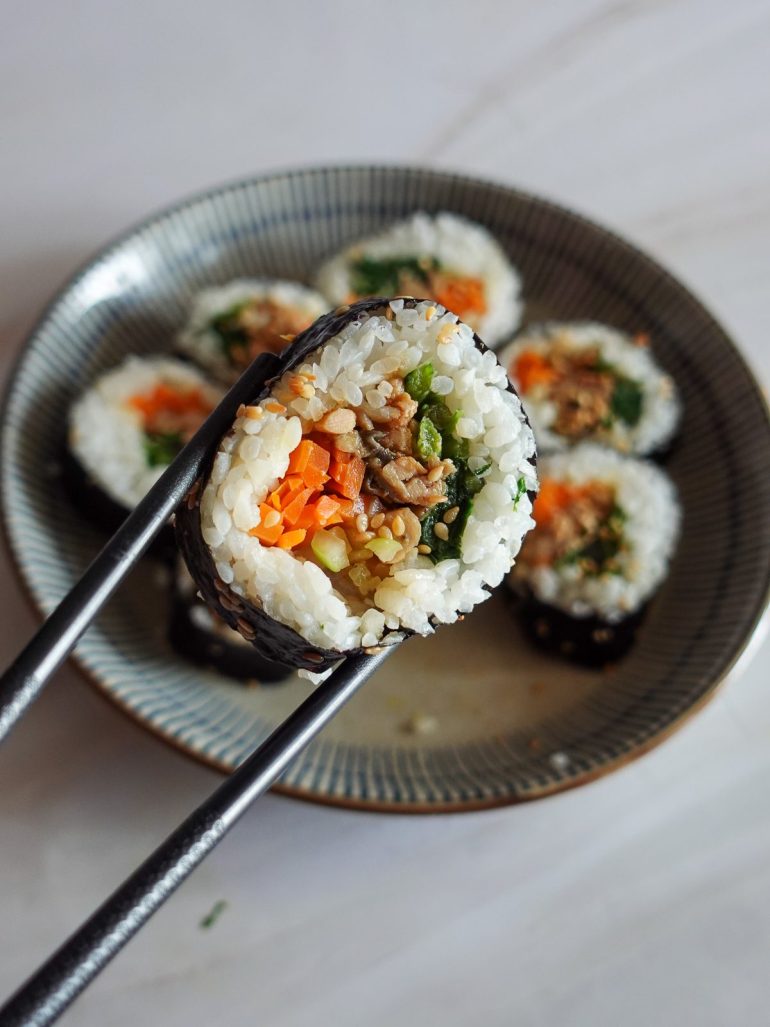Bulgogi Kimbap with Tempeh (Vegan) - Veggie Anh