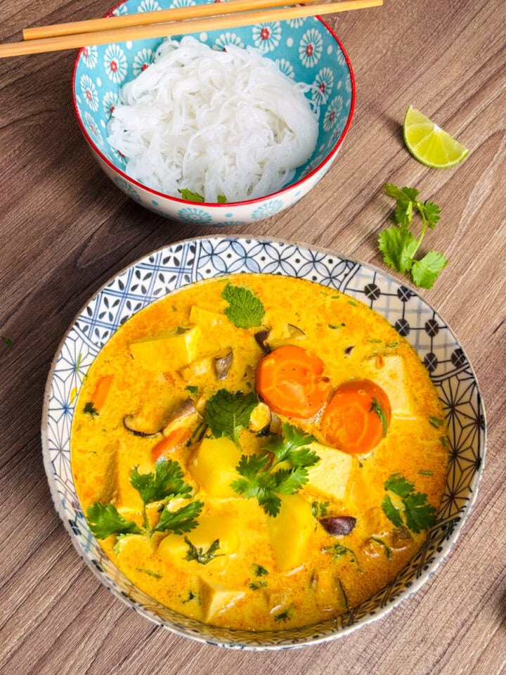 Vegan Panang Curry - Veggie Anh