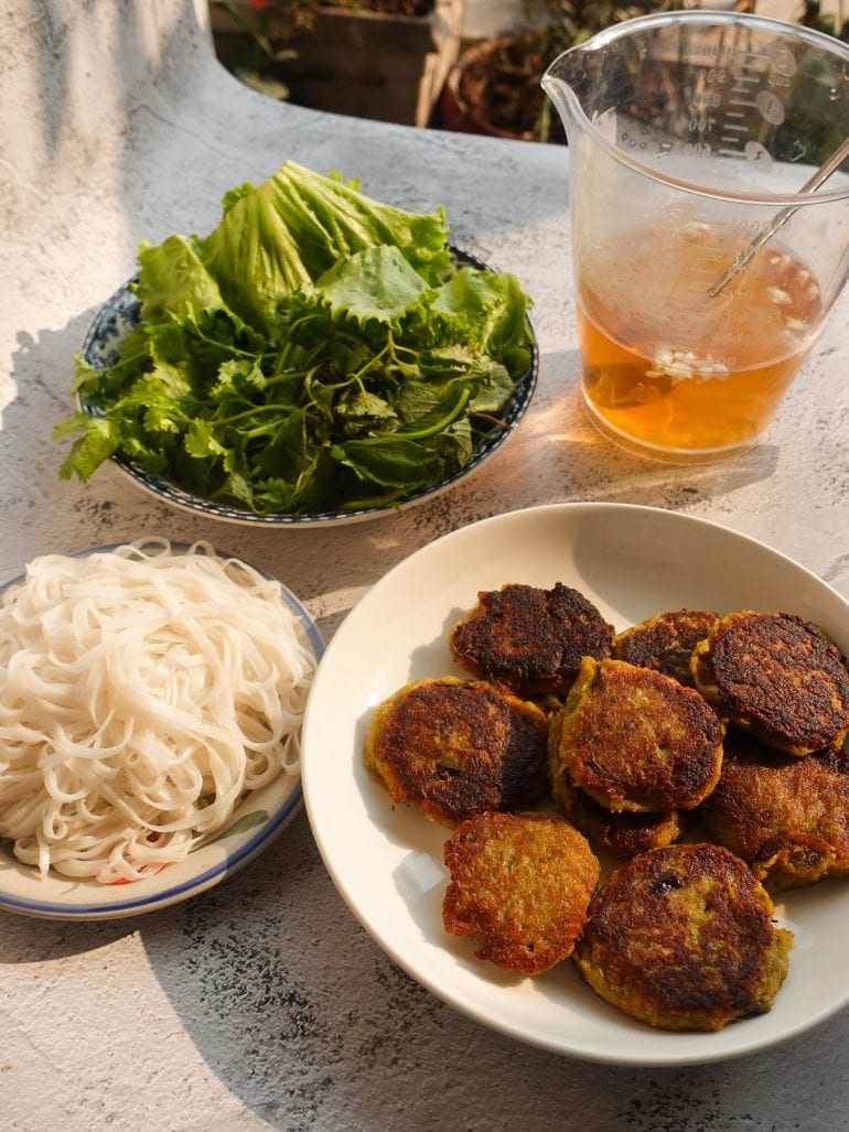 Vegan Bun Cha (Vietnamese Grilled Pork Noodles Bowl) - Veggie Anh